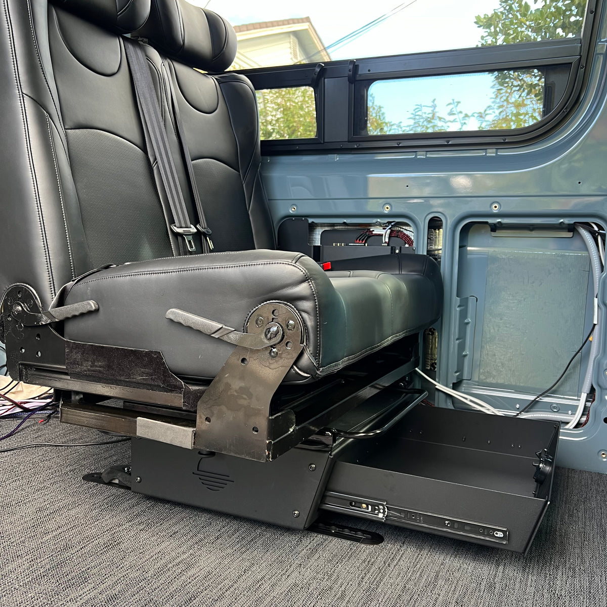 Moonraker Design Swivel Seat Base for Broadarrow 860 Seat – Moonraker ...